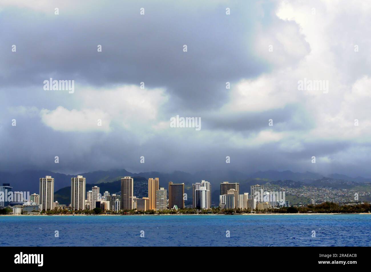 Sea view angle of Waikiki Beach Honolulu Hawaii Stock Photo - Alamy