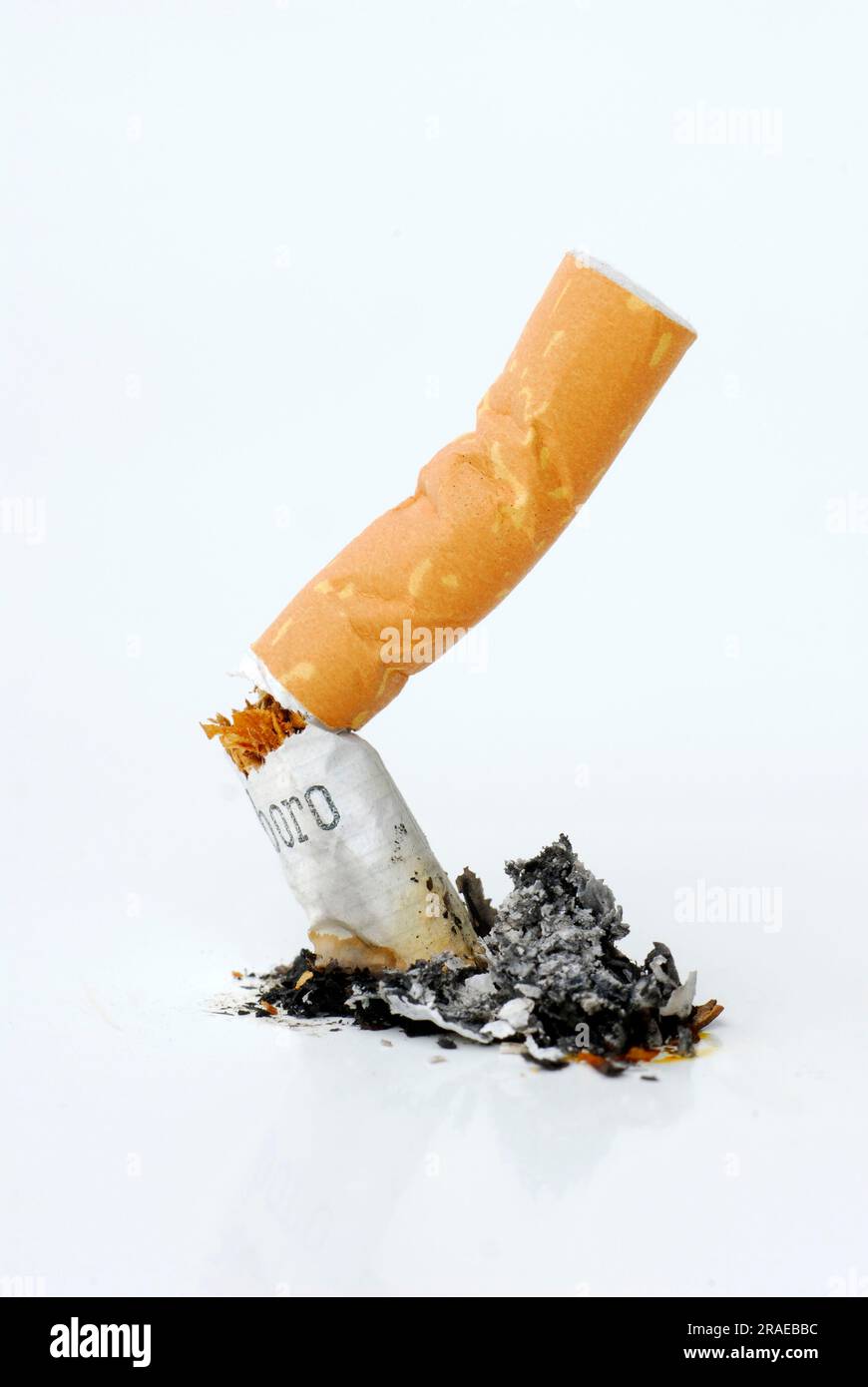 Expressed cigarette, smoking, cut-out, object Stock Photo - Alamy