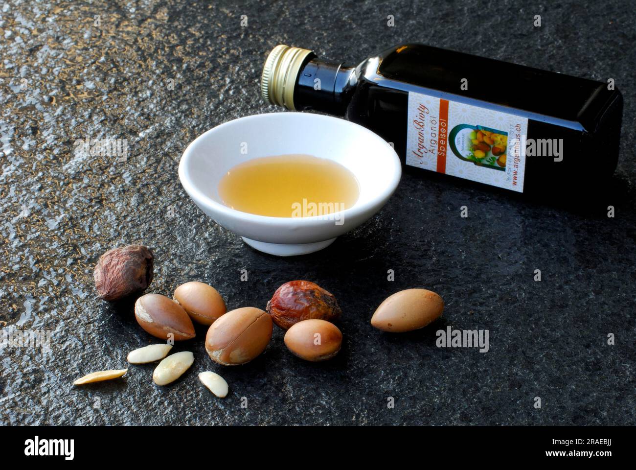 Tree nut oil hi-res stock photography and images - Alamy