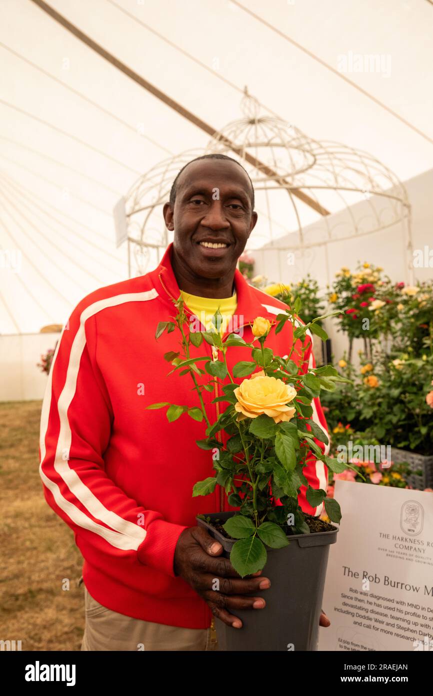 The rob burrow mnd rose hi-res stock photography and images - Alamy