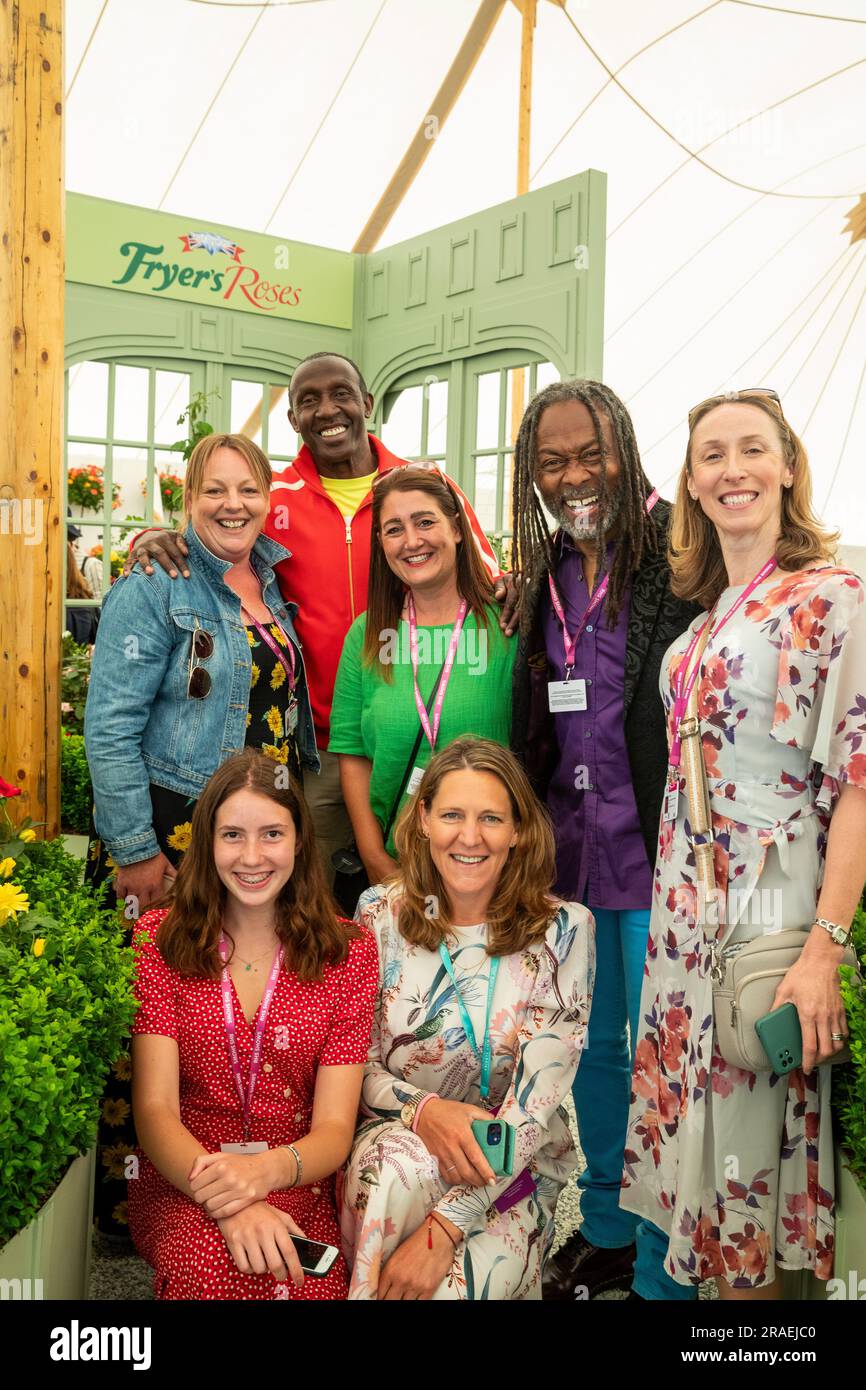 Rob burrow mnd rose hi-res stock photography and images - Alamy