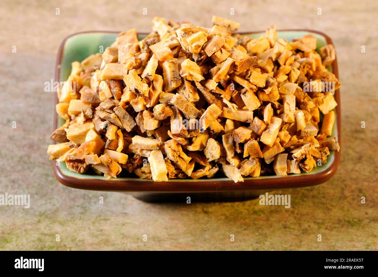 Angelica pubescens root (Angelicae pubescentis Radix), Du Huo Stock ...