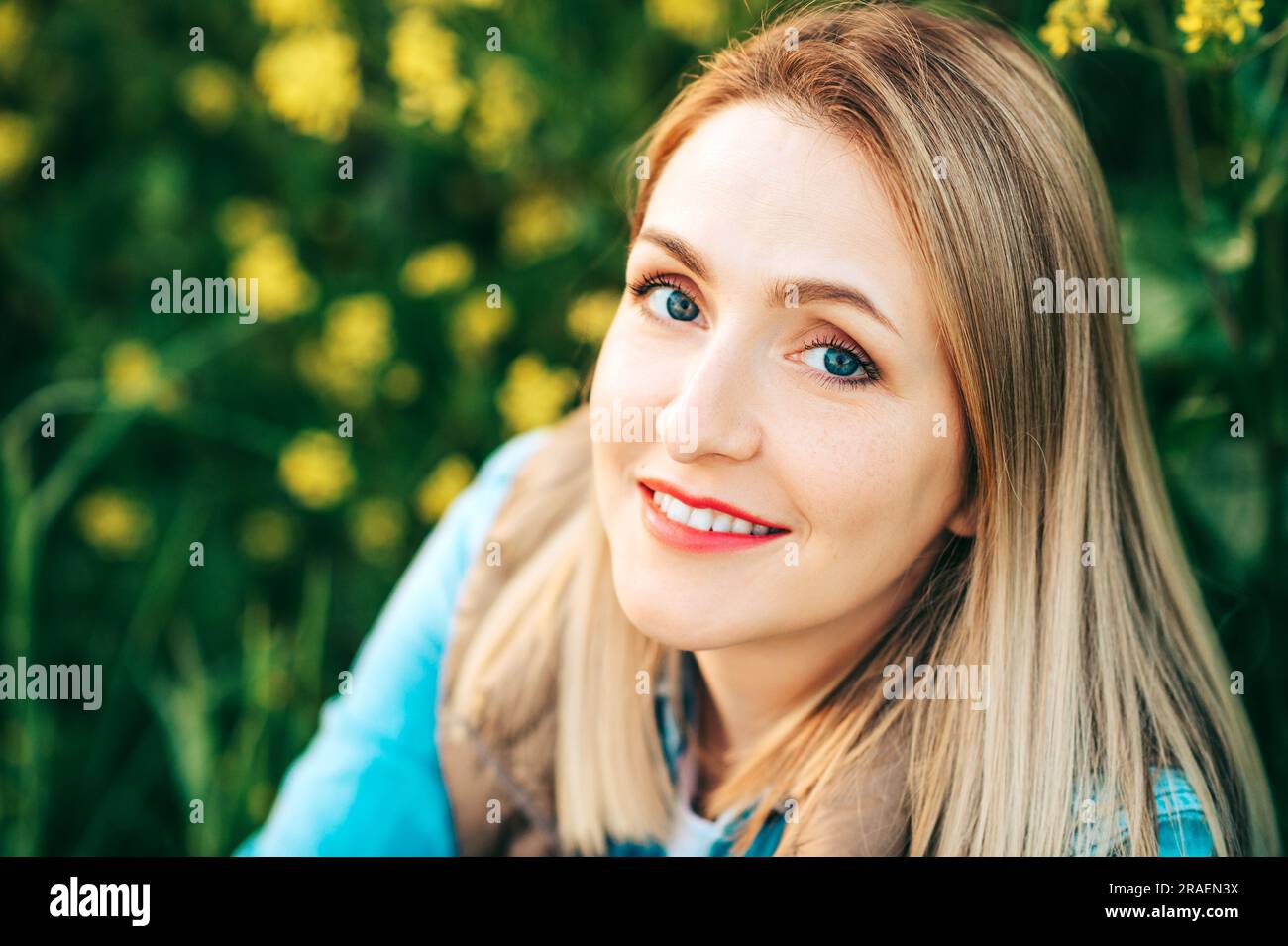 Woman top view hi-res stock photography and images - Alamy