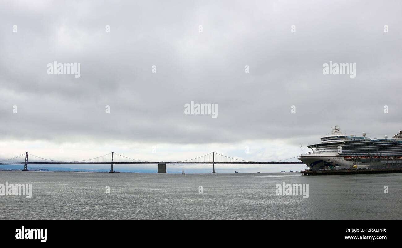 Princess cruises ship crown hi-res stock photography and images - Alamy
