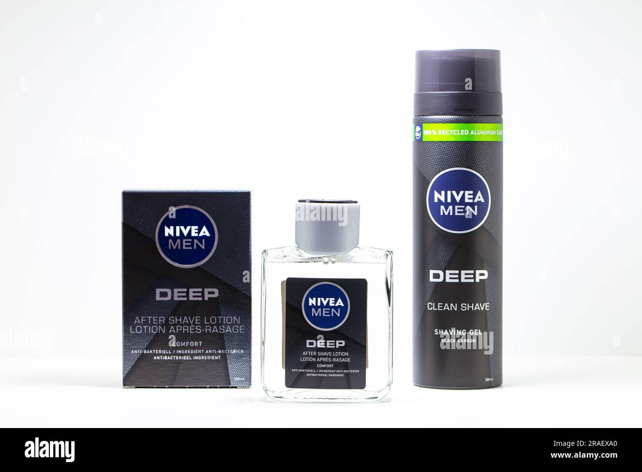 Nivea liquid after shave hi-res stock photography and images - Alamy