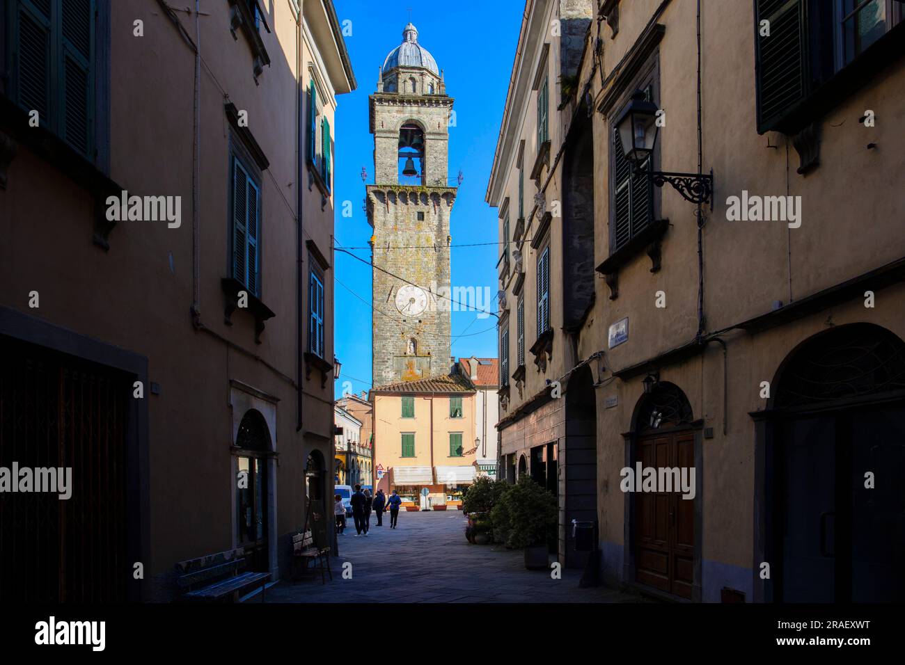 Piazza della Repubblica, Pontremoli, Massa-Carrara. Tuscany, Italy ...