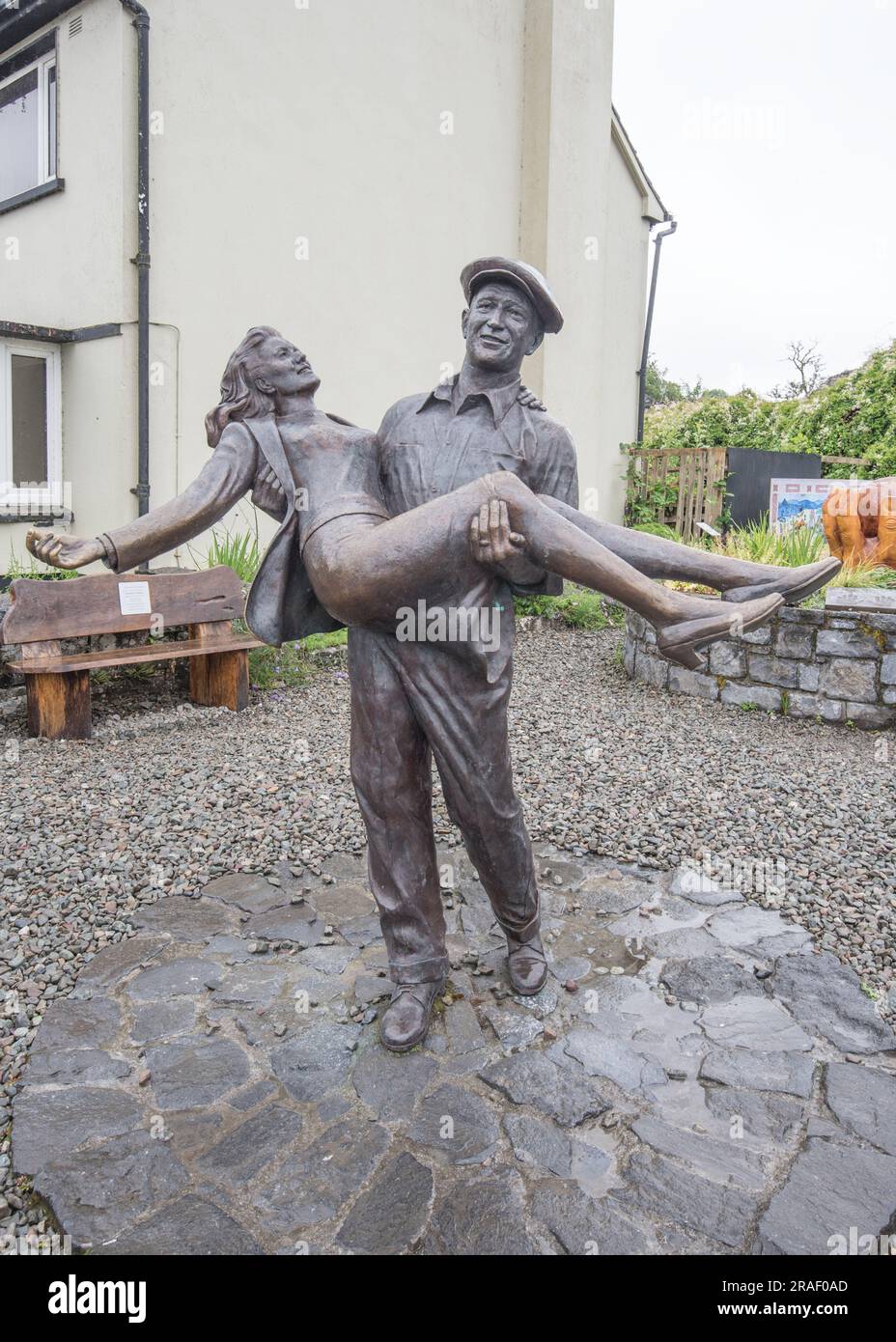 John Wayne and Maureen O'Hara life-size statue near Cong Abbey ...