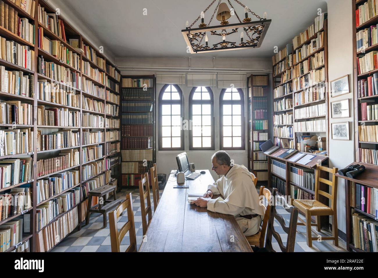 Building next to the Maria Maddalena cave, Plan-d'Aups-Sainte-Baume ...