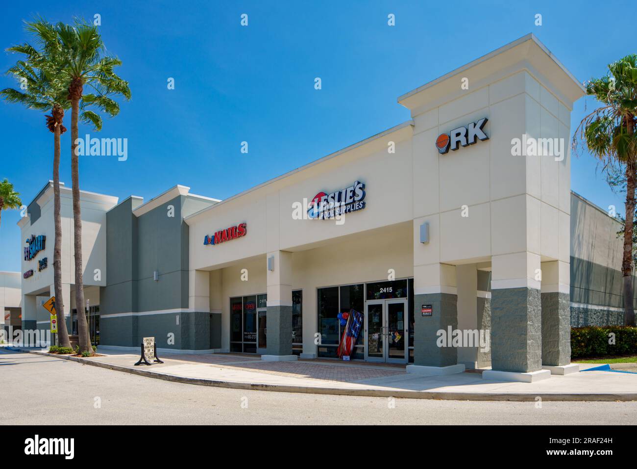 Stuart, FL, USA - July 1, 2023: Photo of shops at Pineapple Commons RK ...