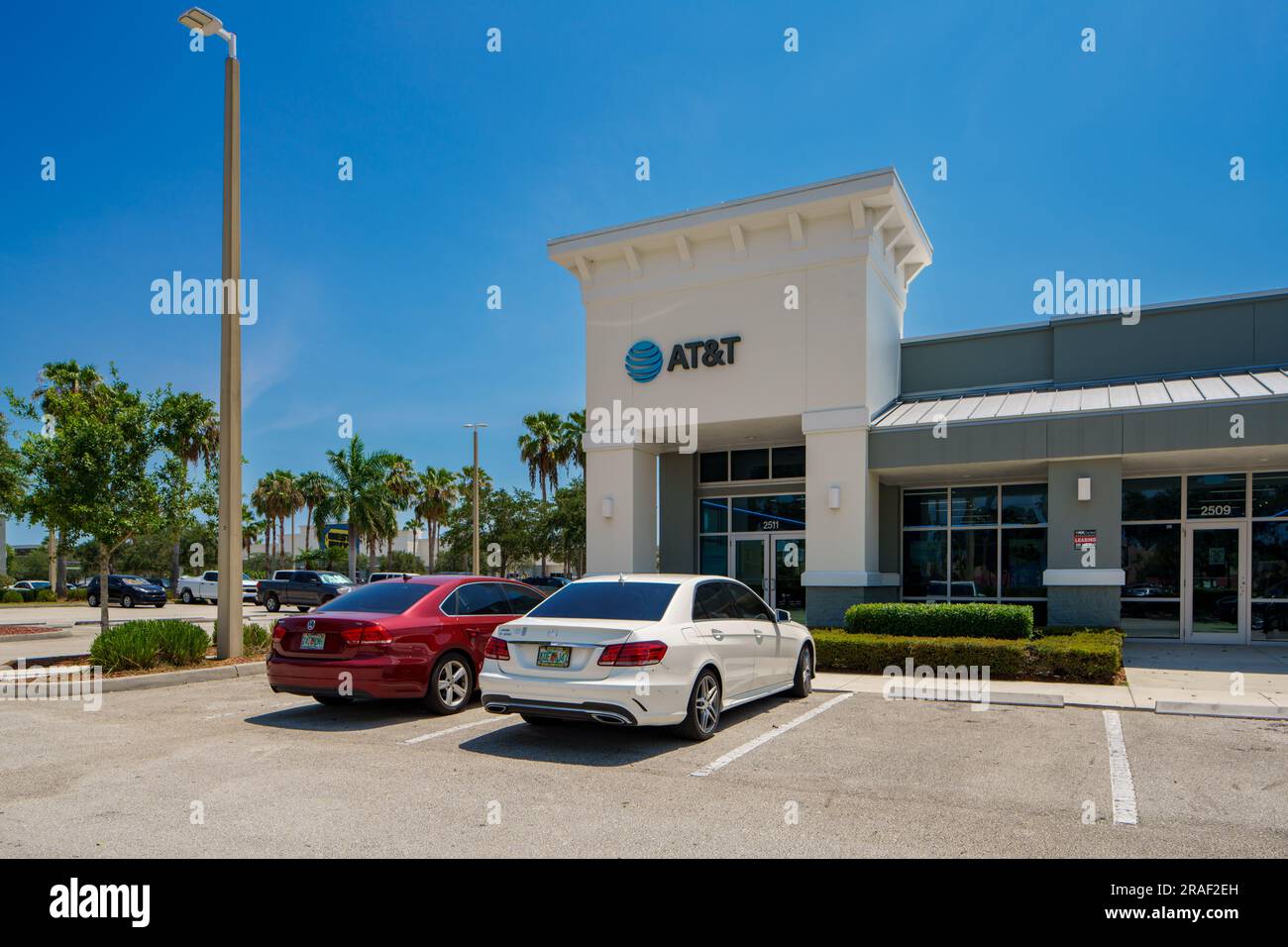 Stuart, FL, USA - July 1, 2023: Atnt service store at Pineapple Commons ...
