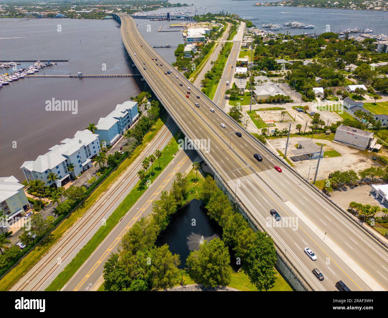Roads and highway hi-res stock photography and images - Alamy