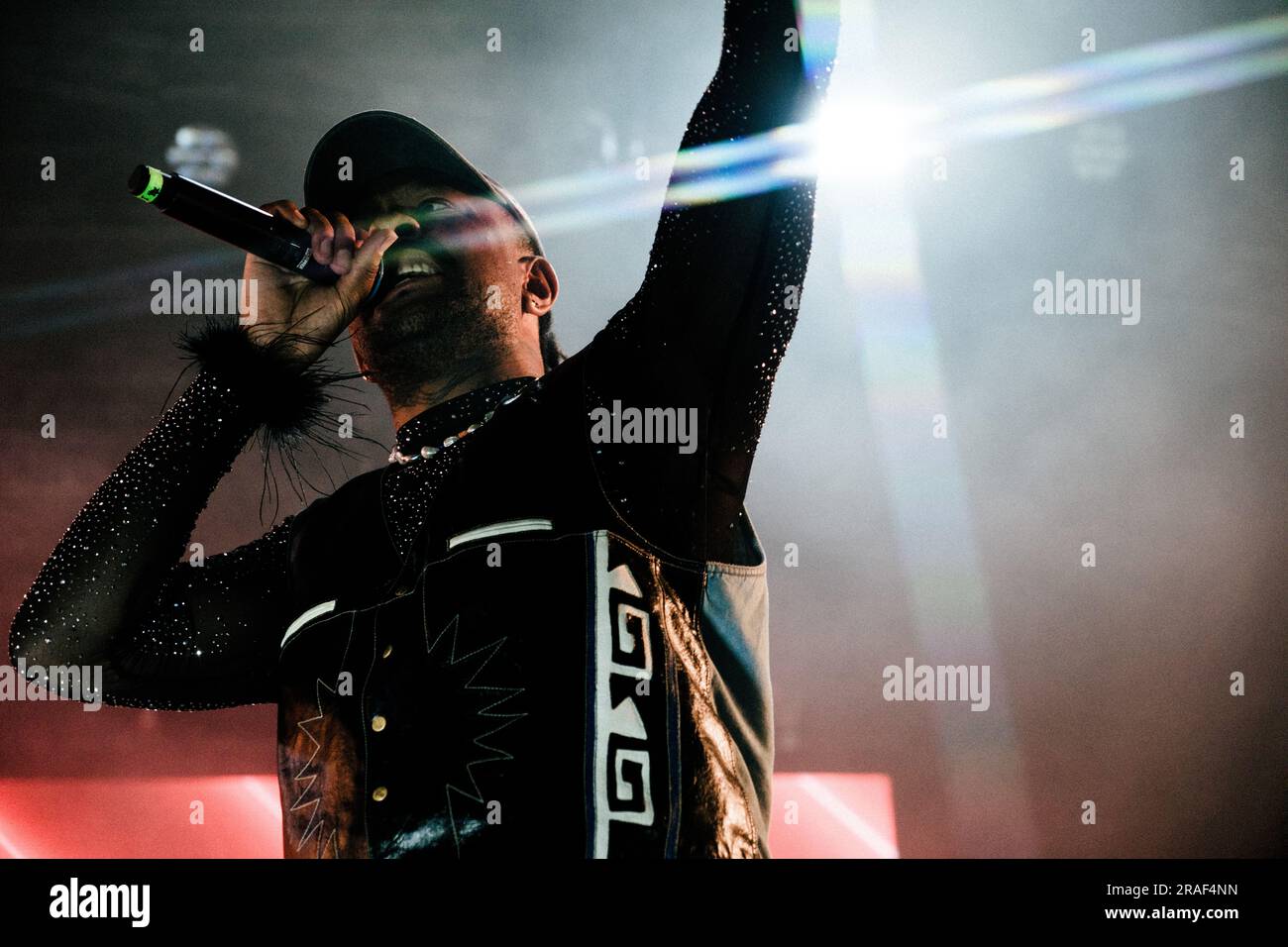 Rap blanco hi-res stock photography and images - Alamy