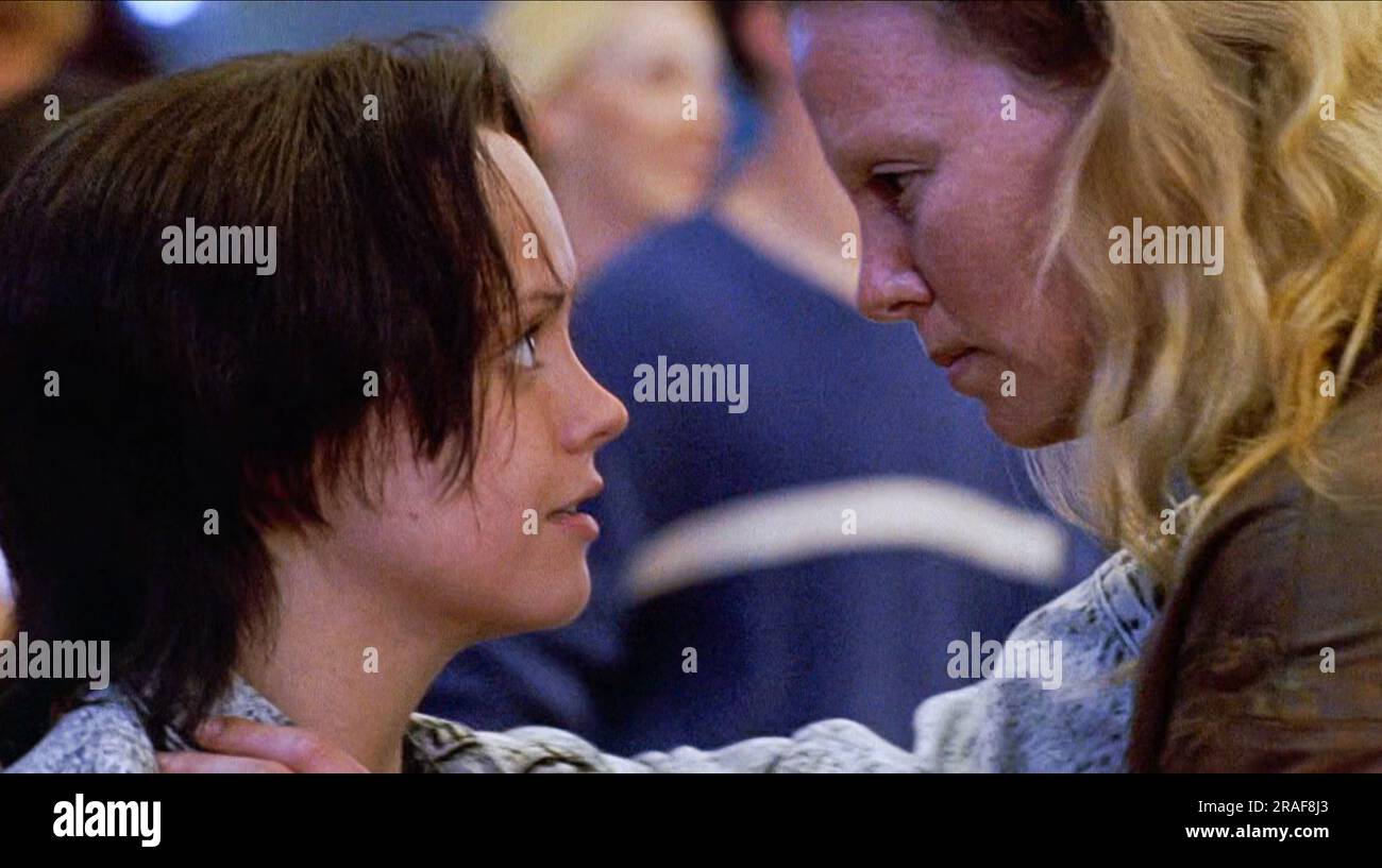 USA. Christina Ricci and Charlize Theron in a scene from the (C ...