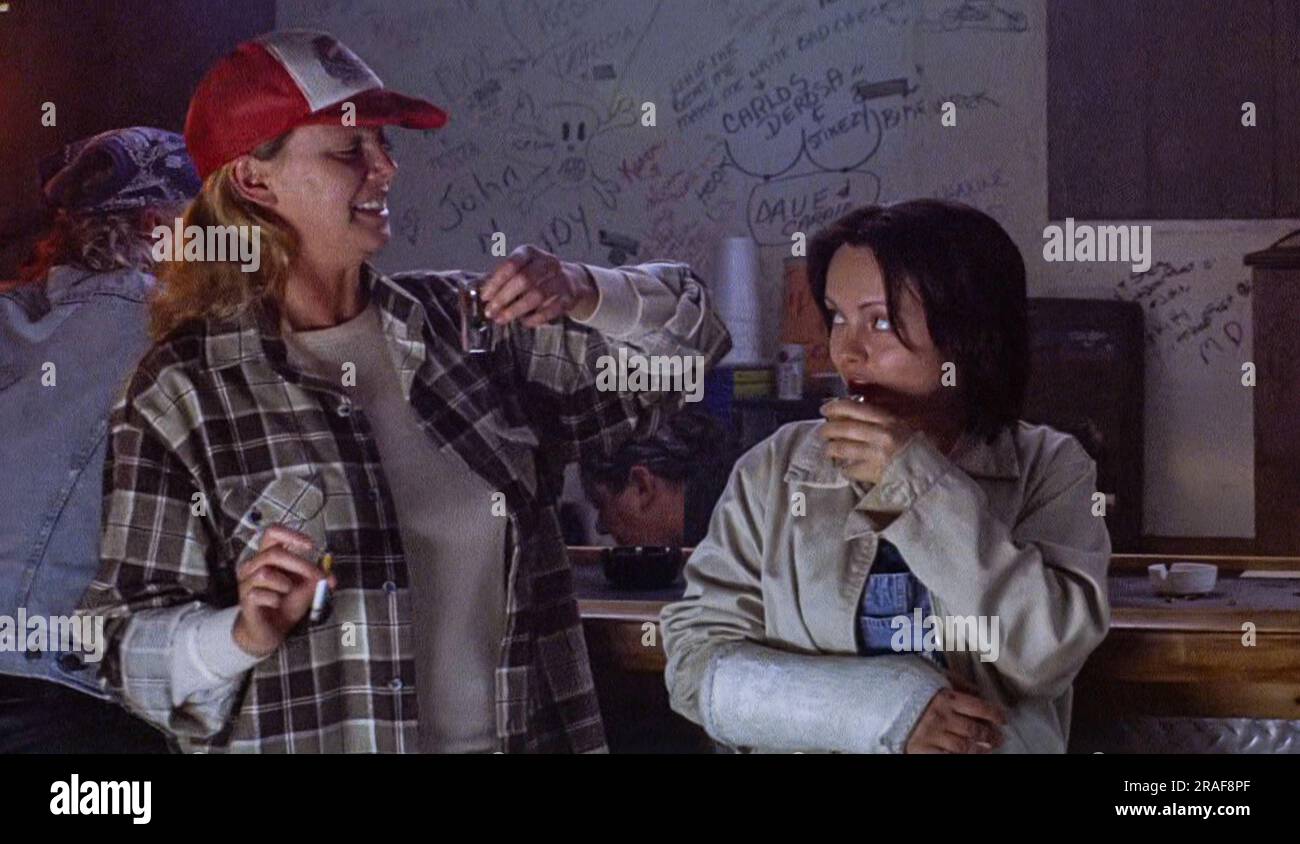 USA. Christina Ricci and Charlize Theron in a scene from the (C ...