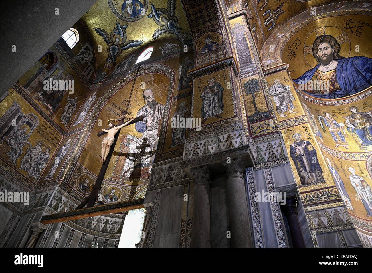 Apsidiole of San Paolo with Jesus on the cross at the Baroque Byzantine ...