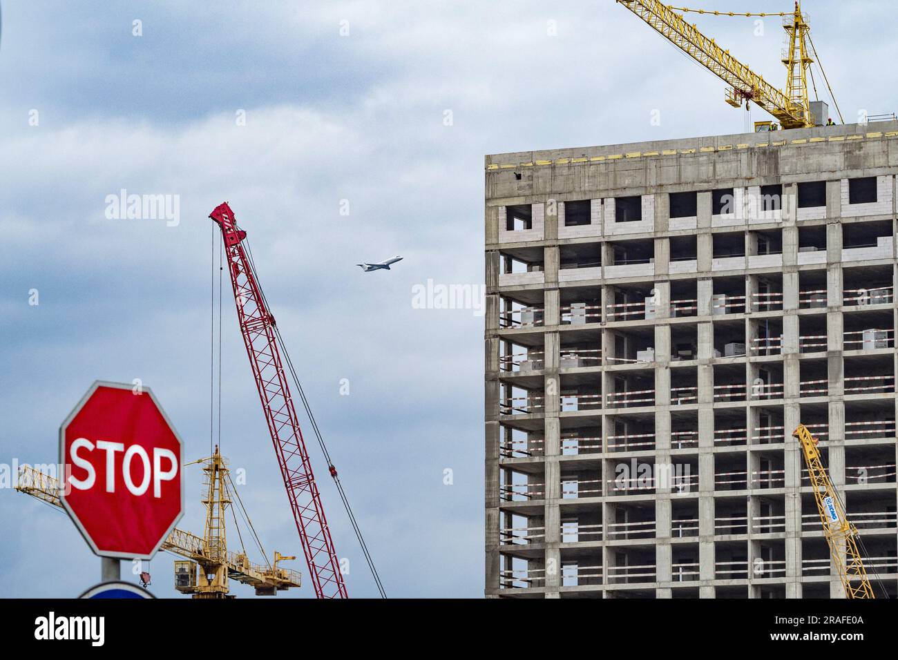 Russia, Moscow. Construction of residential buildings Stock Photo - Alamy