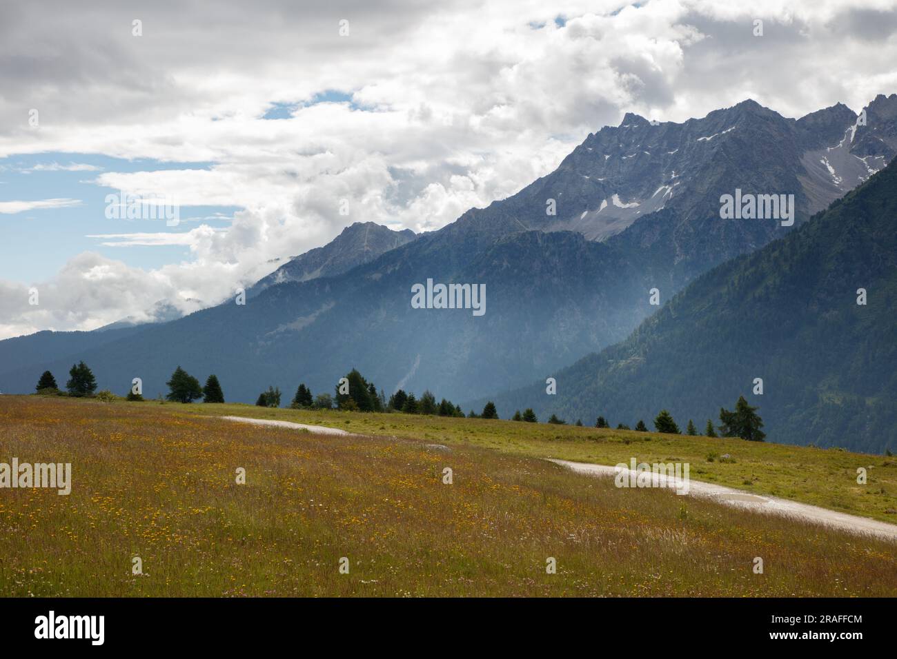 on the way to the beautiful "Lago delle Marmotte", Passo del Tonale ...