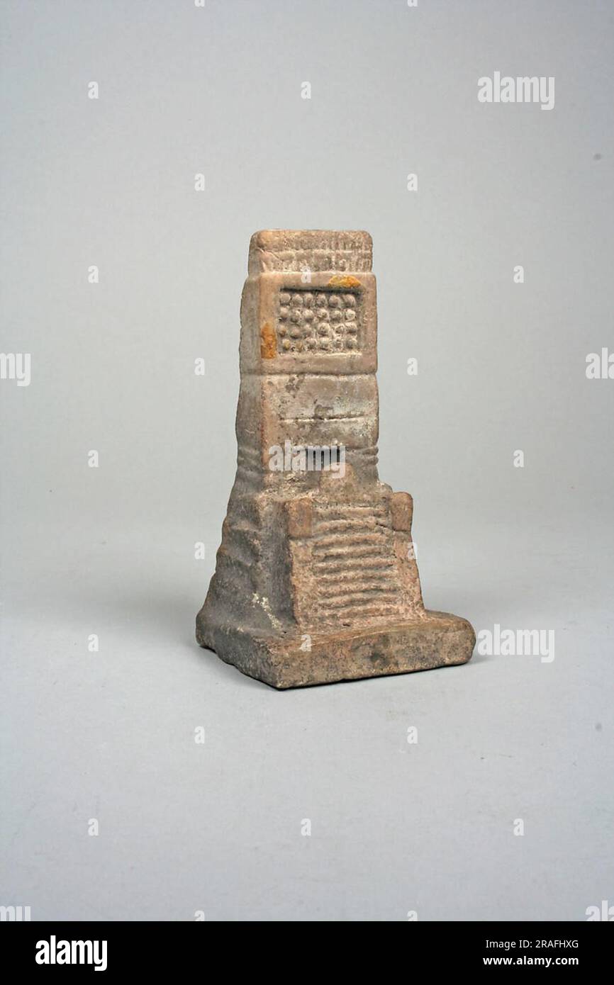 Aztec temple model hi-res stock photography and images - Alamy