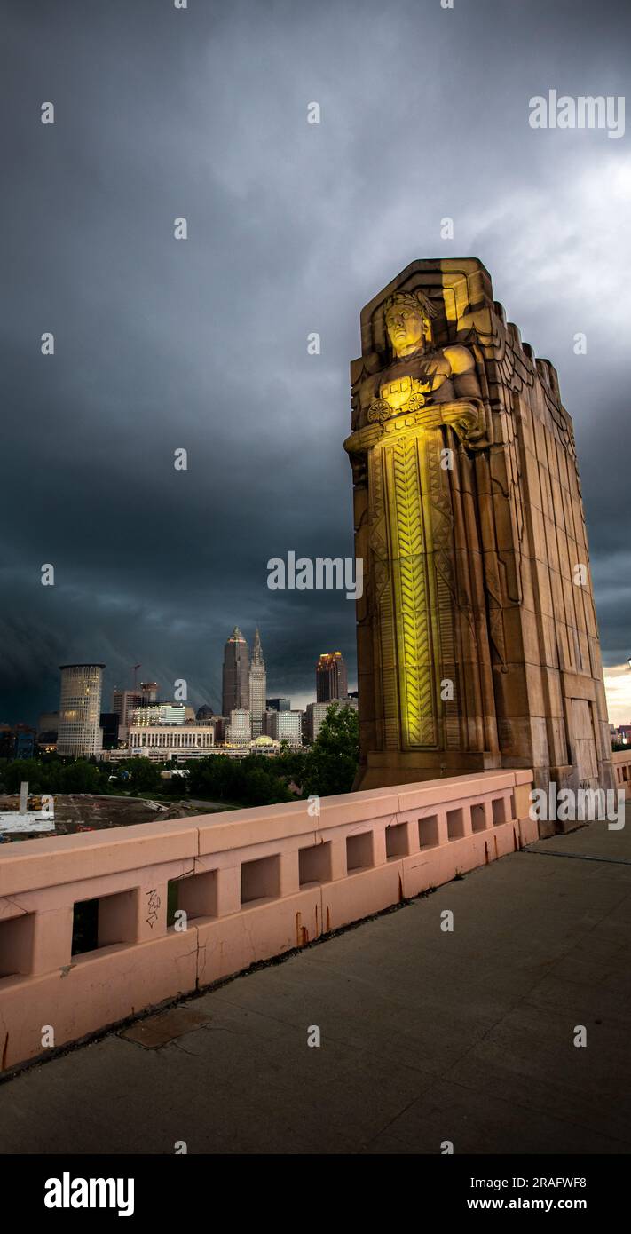 Cleveland Ohio Skyline with Summer Storm Stock Photo - Alamy