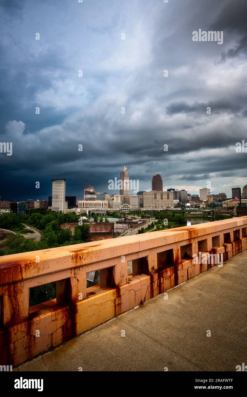 Stadium storm lights hi-res stock photography and images - Alamy