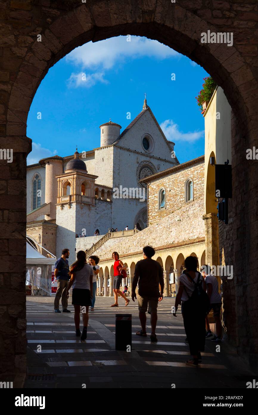 Basilica of San Francesco in Assisi, Assisi, Perugia, Umbria, Italy ...