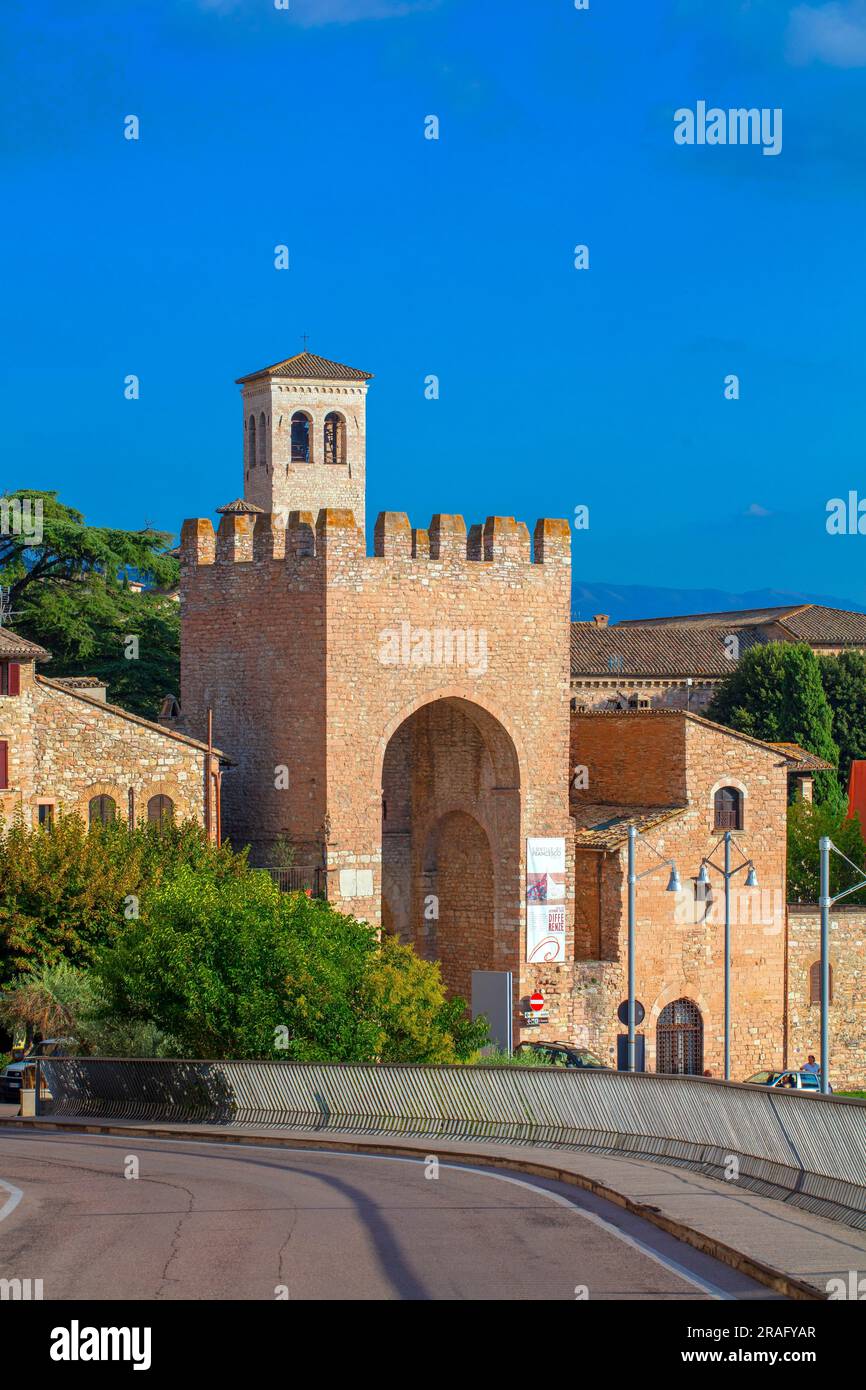 Gate in perugia hi-res stock photography and images - Alamy