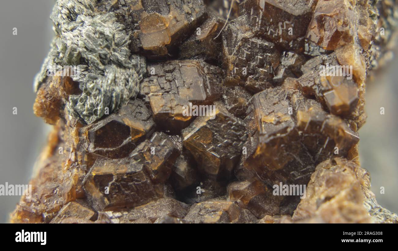 Garnet sample images hi-res stock photography and images - Alamy