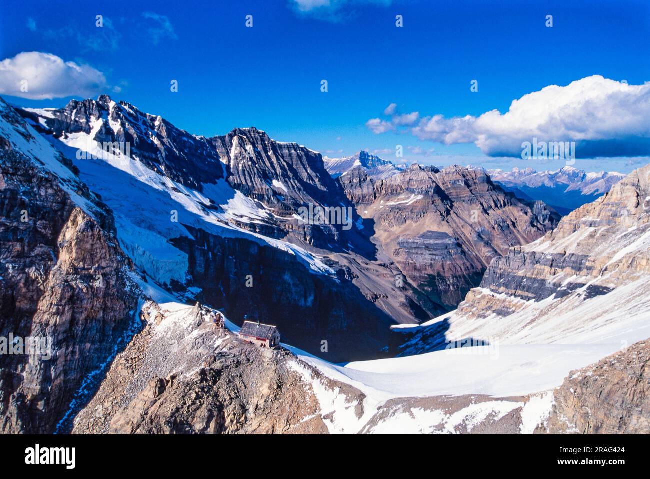 Pass alberta canada hi-res stock photography and images - Alamy