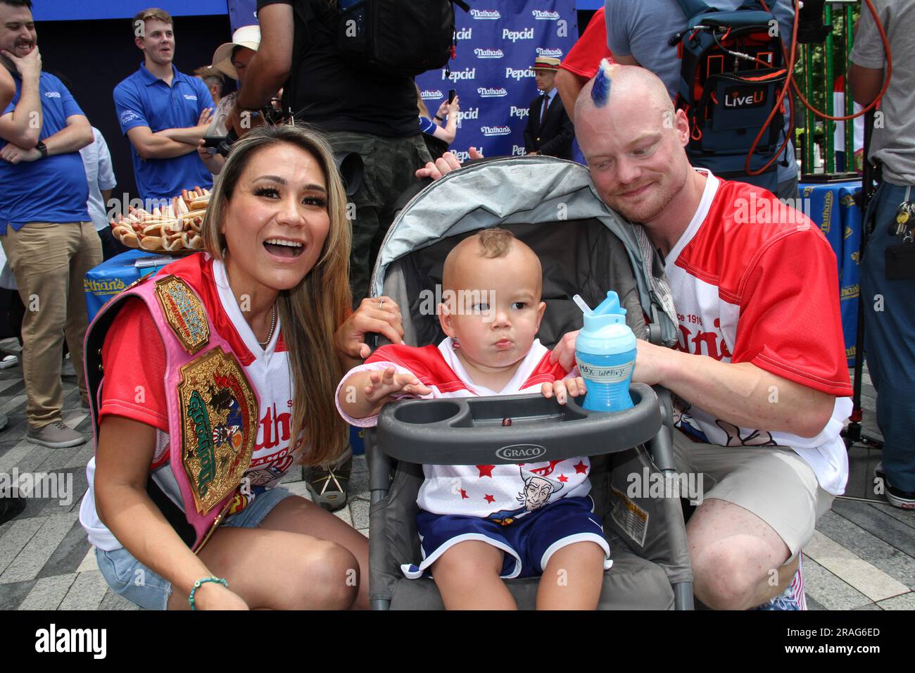 Sudo family hi-res stock photography and images - Alamy