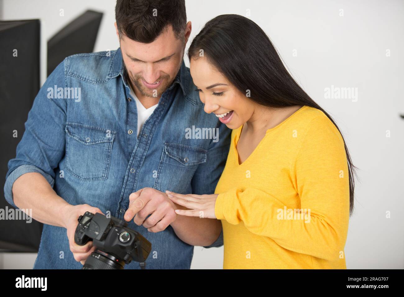 Photo studio shooting pictures hi-res stock photography and images - Alamy