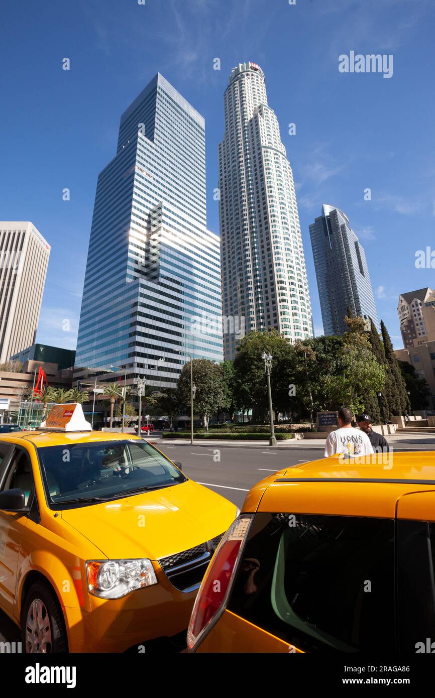 Yellow cabs across from City National Plaza and the U.S. Bank Building ...
