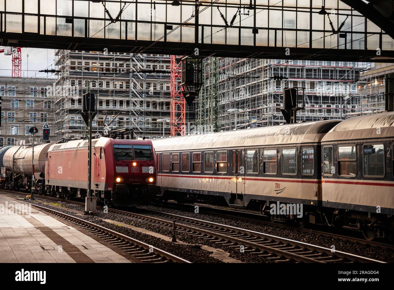 Picture of the main platform of Aachen Hbf in Aachen, Germany with a ...