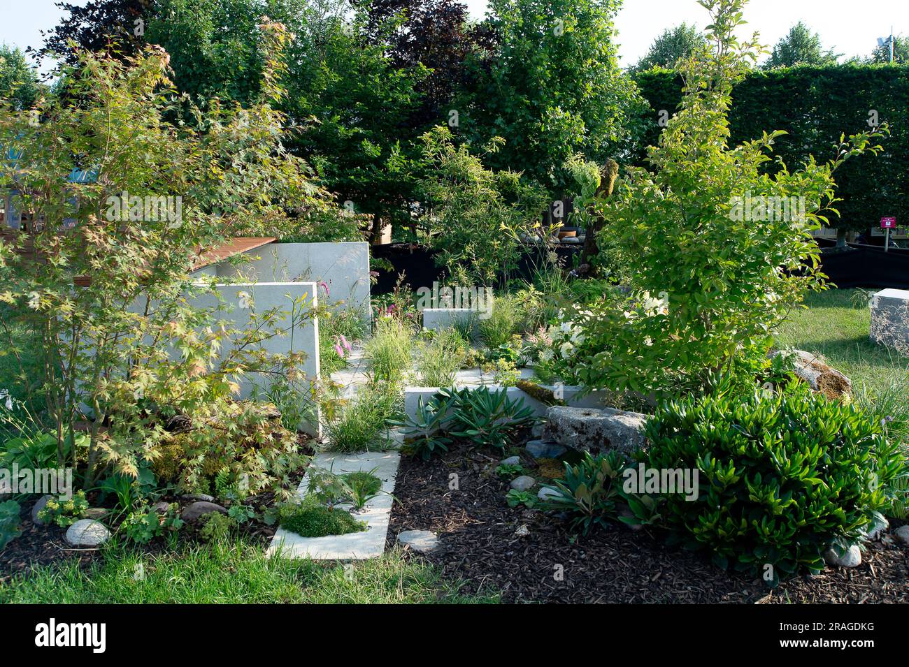 East Molesey, Surrey, UK. 3rd July, 2023. The Korea LH Show Garden at ...