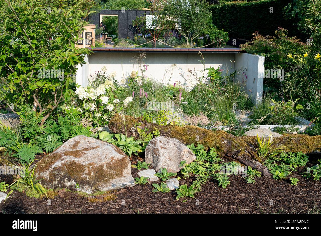 East Molesey, Surrey, UK. 3rd July, 2023. The Korea LH Show Garden at ...