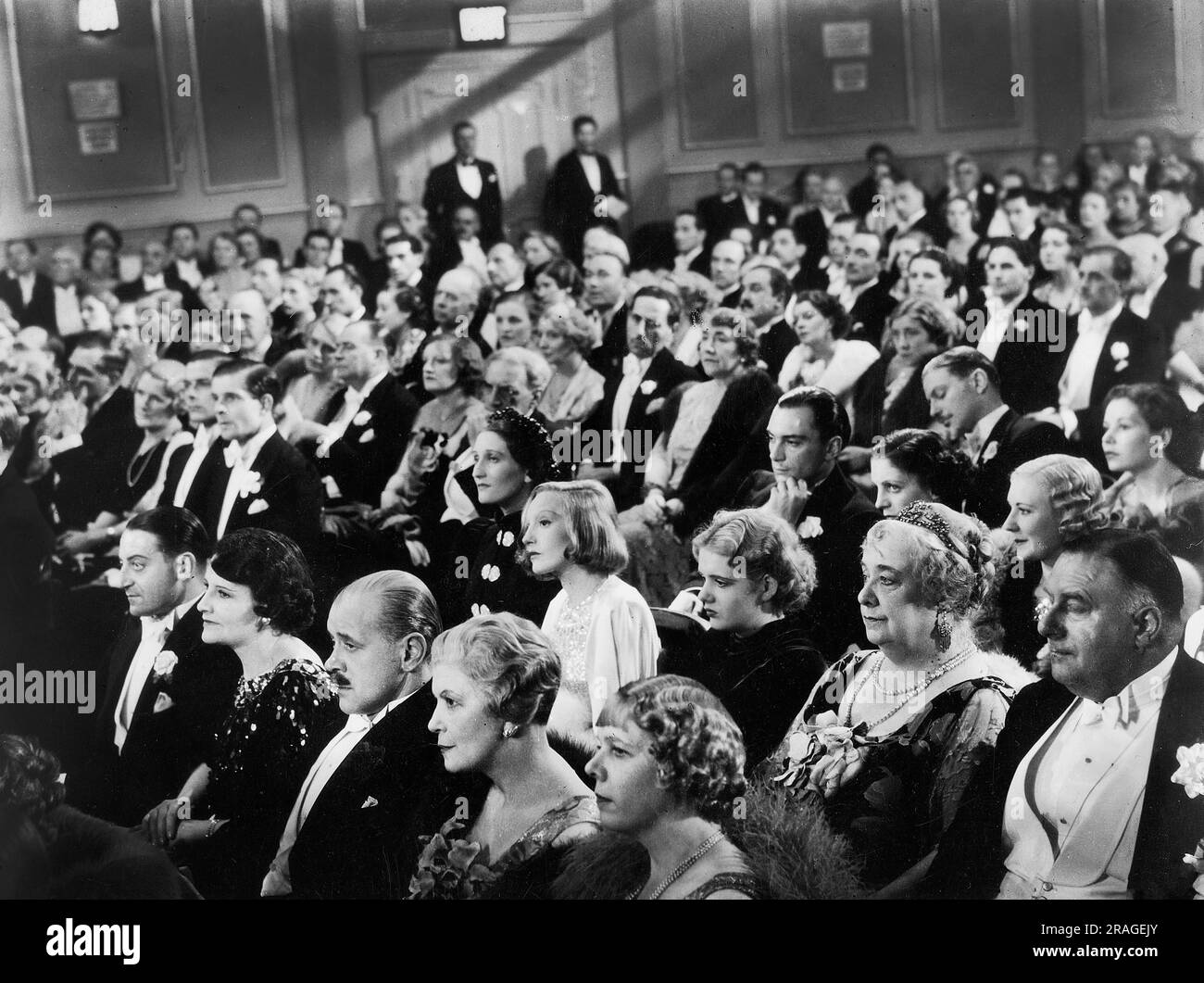 Elisabeth Bergner (2nd row, center), on-set of the British Film ...
