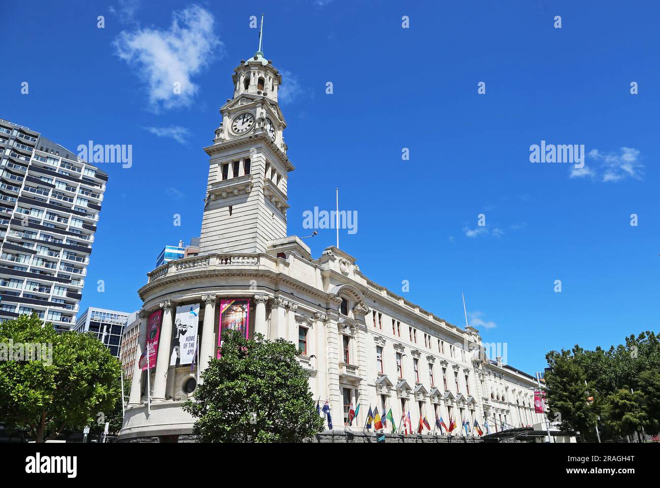 Auckland town hall hi-res stock photography and images - Alamy