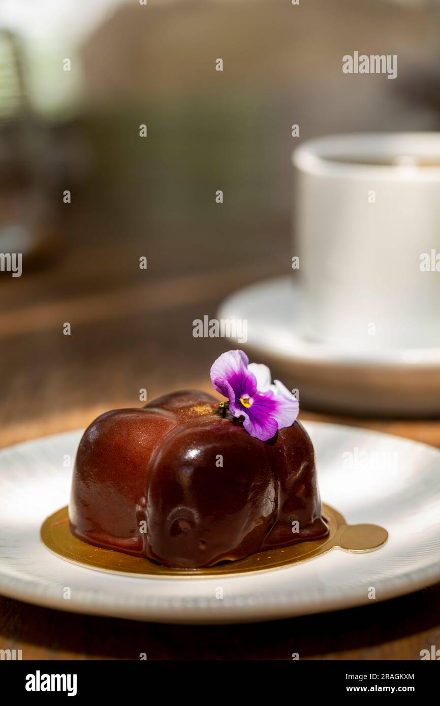 chocolate gourmet restaurant desert Stock Photo - Alamy