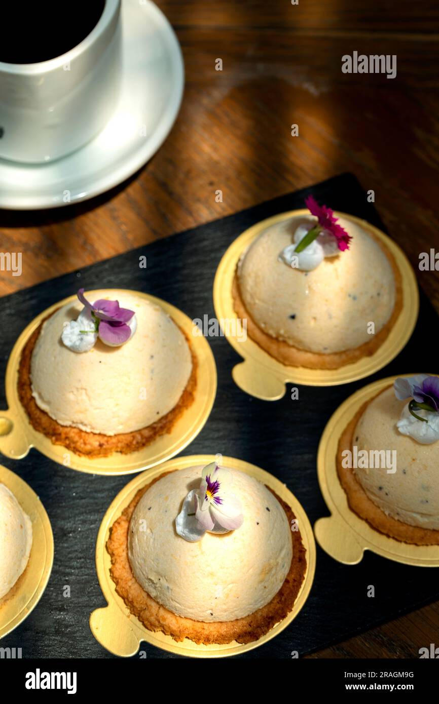 Maracuya restaurant hi-res stock photography and images - Alamy