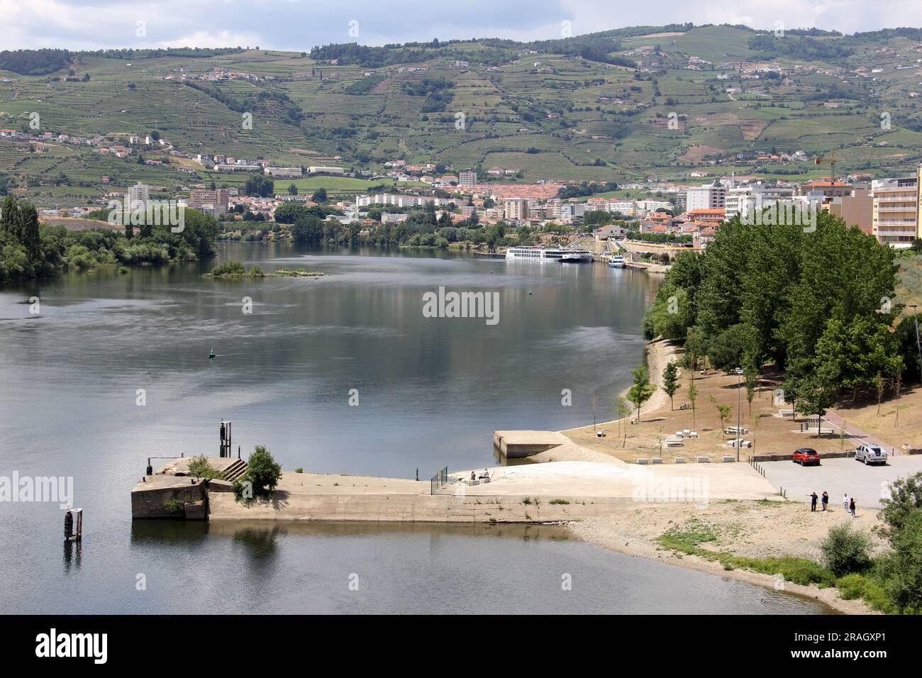 Regua bridge hi-res stock photography and images - Alamy