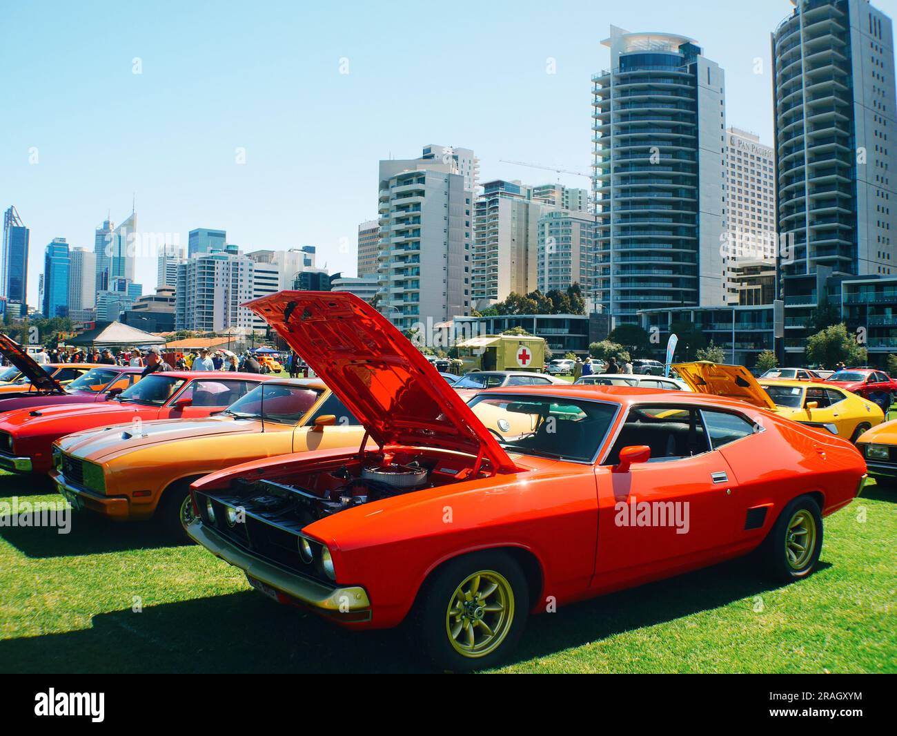 Vintage Car Snow in Perth City Stock Photo - Alamy