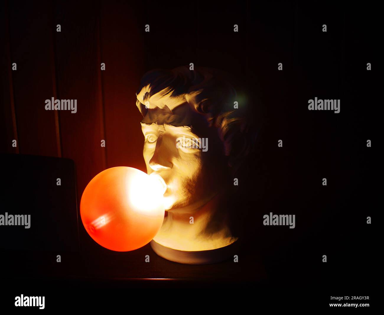 Blowing bubble gum bubbles hi-res stock photography and images - Alamy