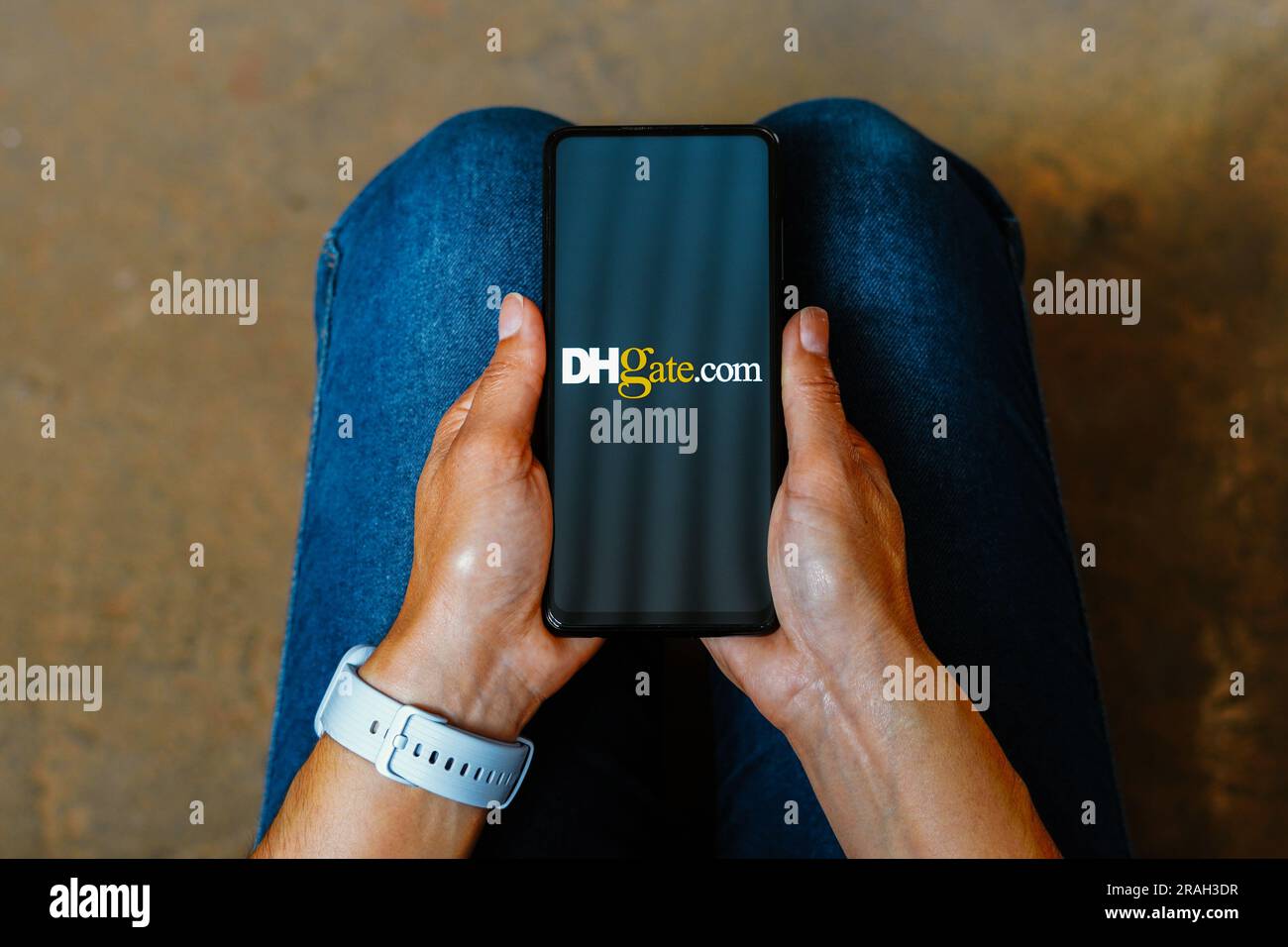 Dhgate logo hi-res stock photography and images - Alamy
