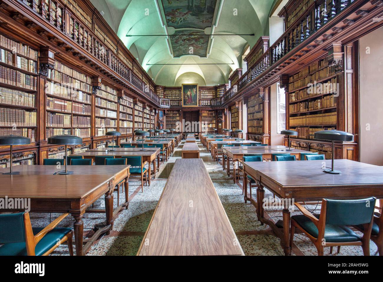 Biblioteca braidense hi-res stock photography and images - Alamy