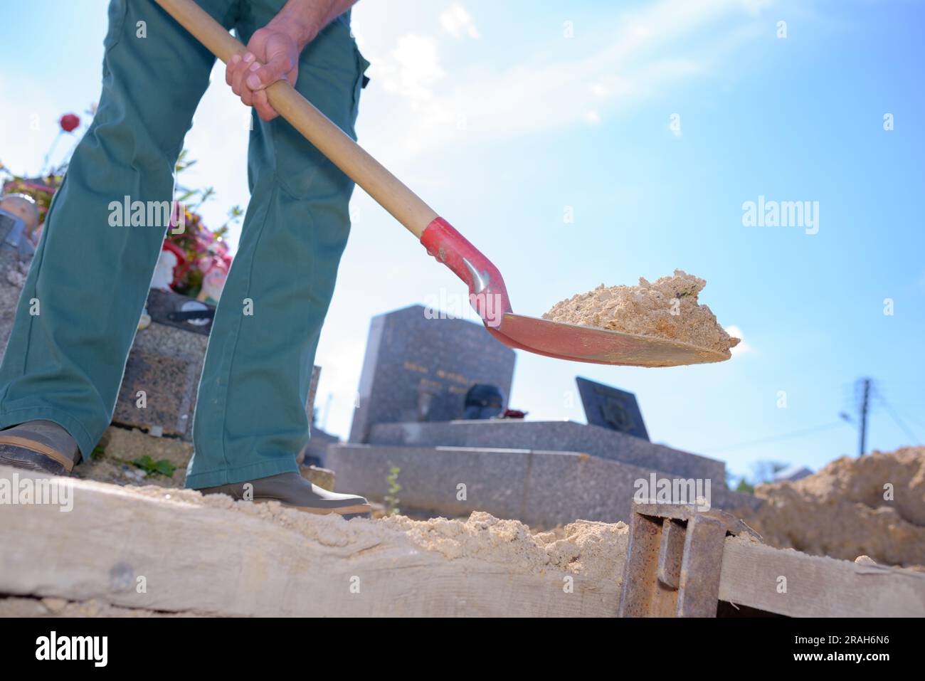 Grave digger cemetary hi-res stock photography and images - Alamy