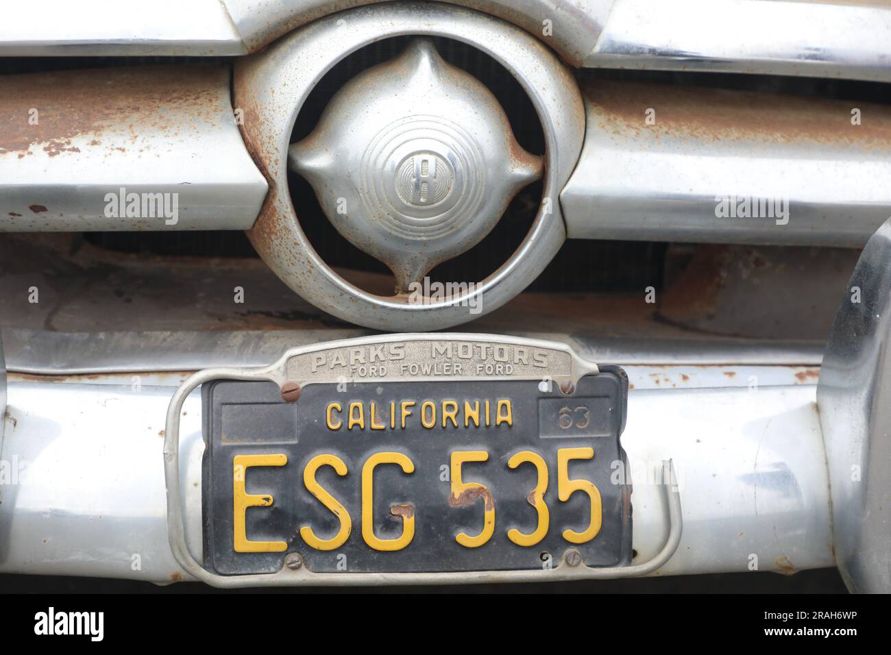 classic unfinished 1934 ford Stock Photo - Alamy