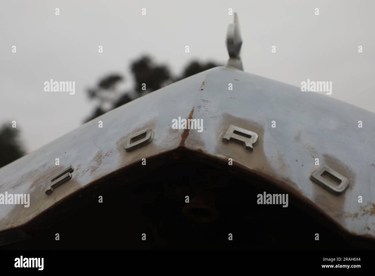 classic unfinished 1934 ford Stock Photo - Alamy