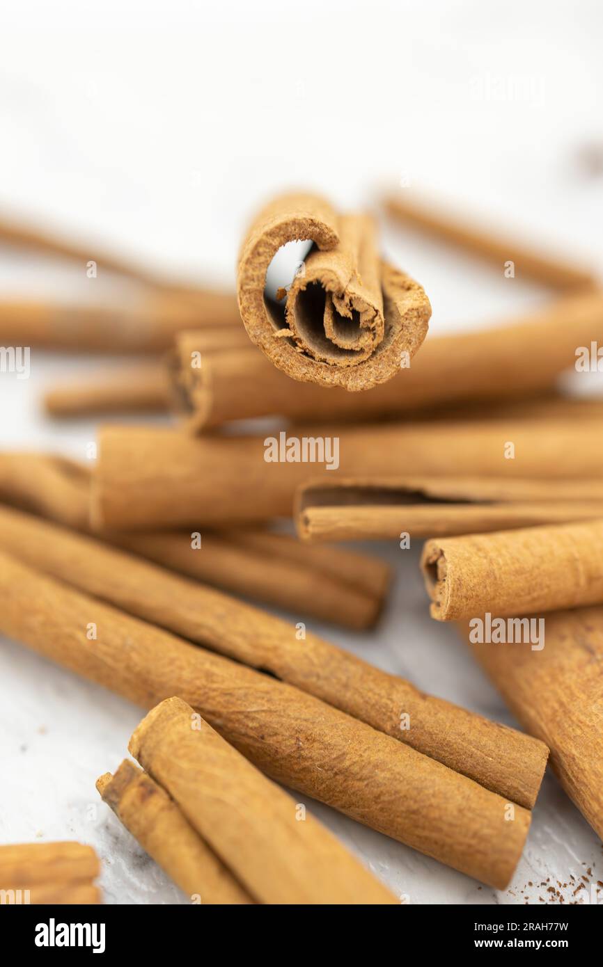 aniseed and cinnamon sticks spices that are fragrant Stock Photo - Alamy