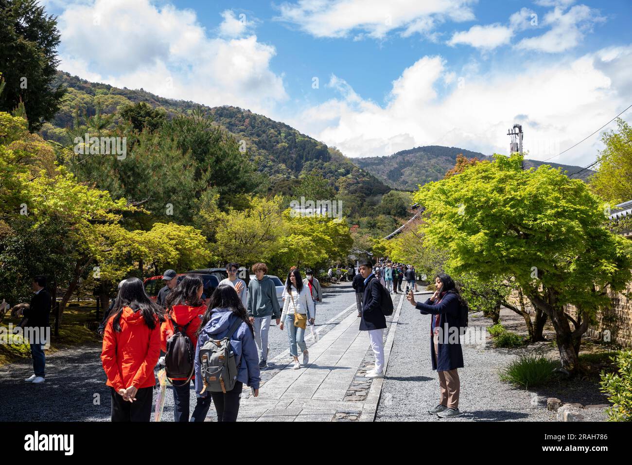 Tenryu-ji head temple precinct, tourists walking through the temple ...