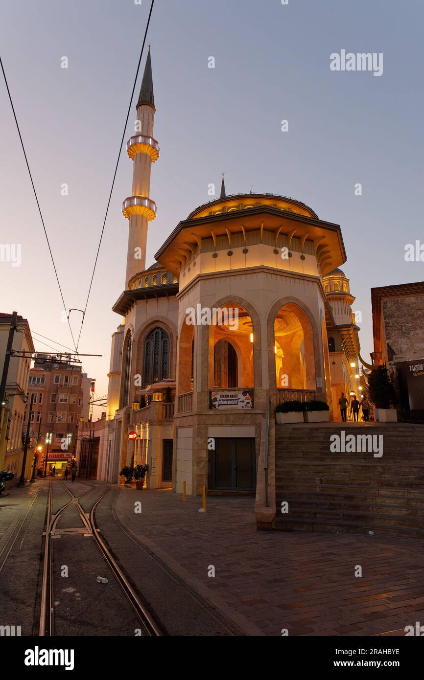 Taksim square mosque hi-res stock photography and images - Alamy