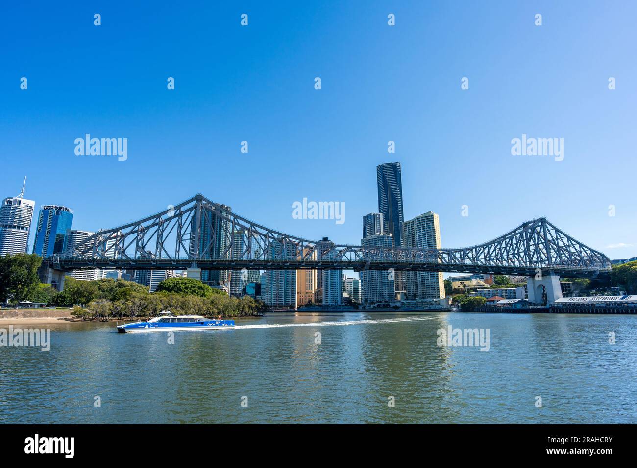 Story Bridge at Kangaroo Point Stock Photo - Alamy
